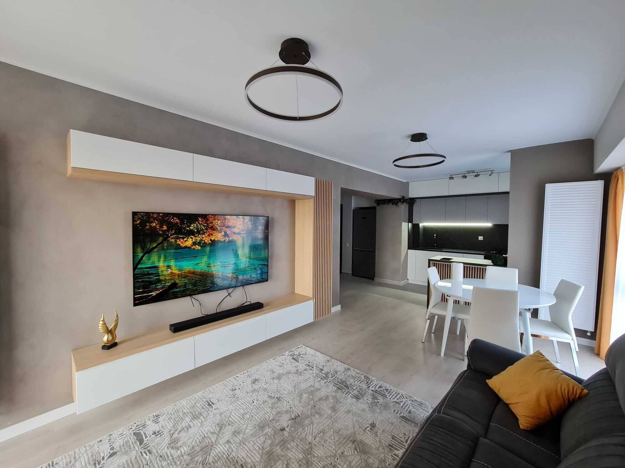 Fabrica de mobilă la comandă Mobilier Living Riflaj